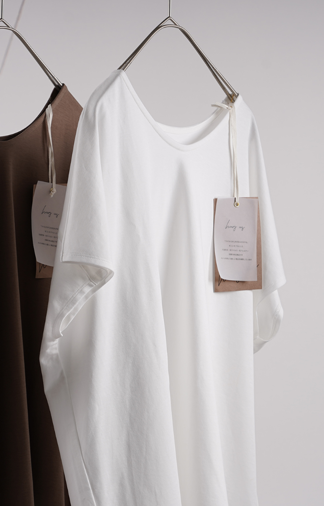 hug us Official Site